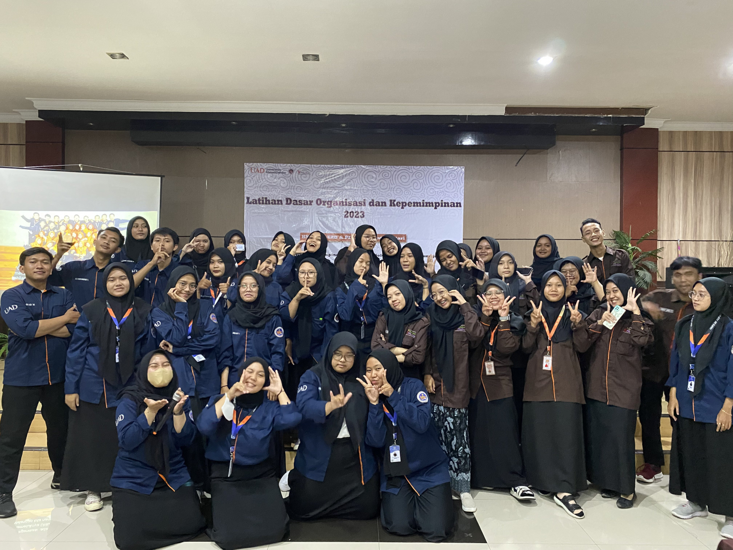 Latihan Dasar Organisasi Wujudkan Sinergitas Hmps Bk Uad