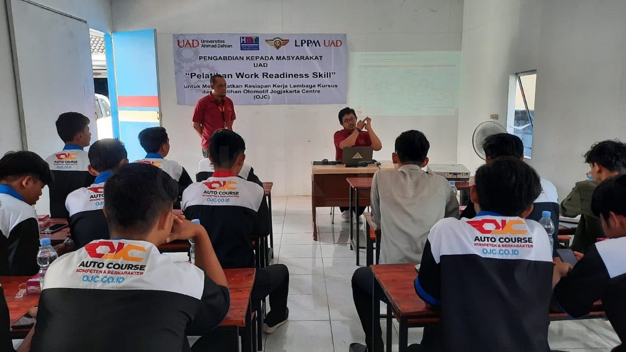 Tim PPM UAD Beri Penguatan Soft Skill pada Lembaga Kursus dan Pelatihan - News Portal of ...